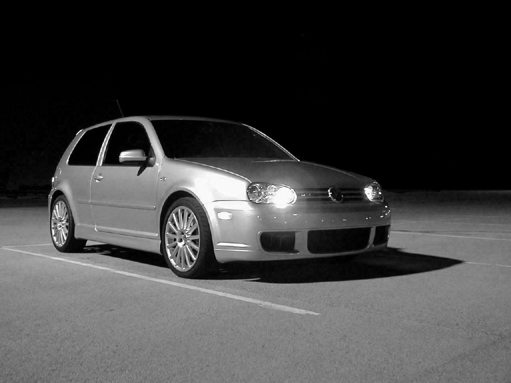 Official R32 Picture Post...IT's here. | VW Vortex - Volkswagen Forum